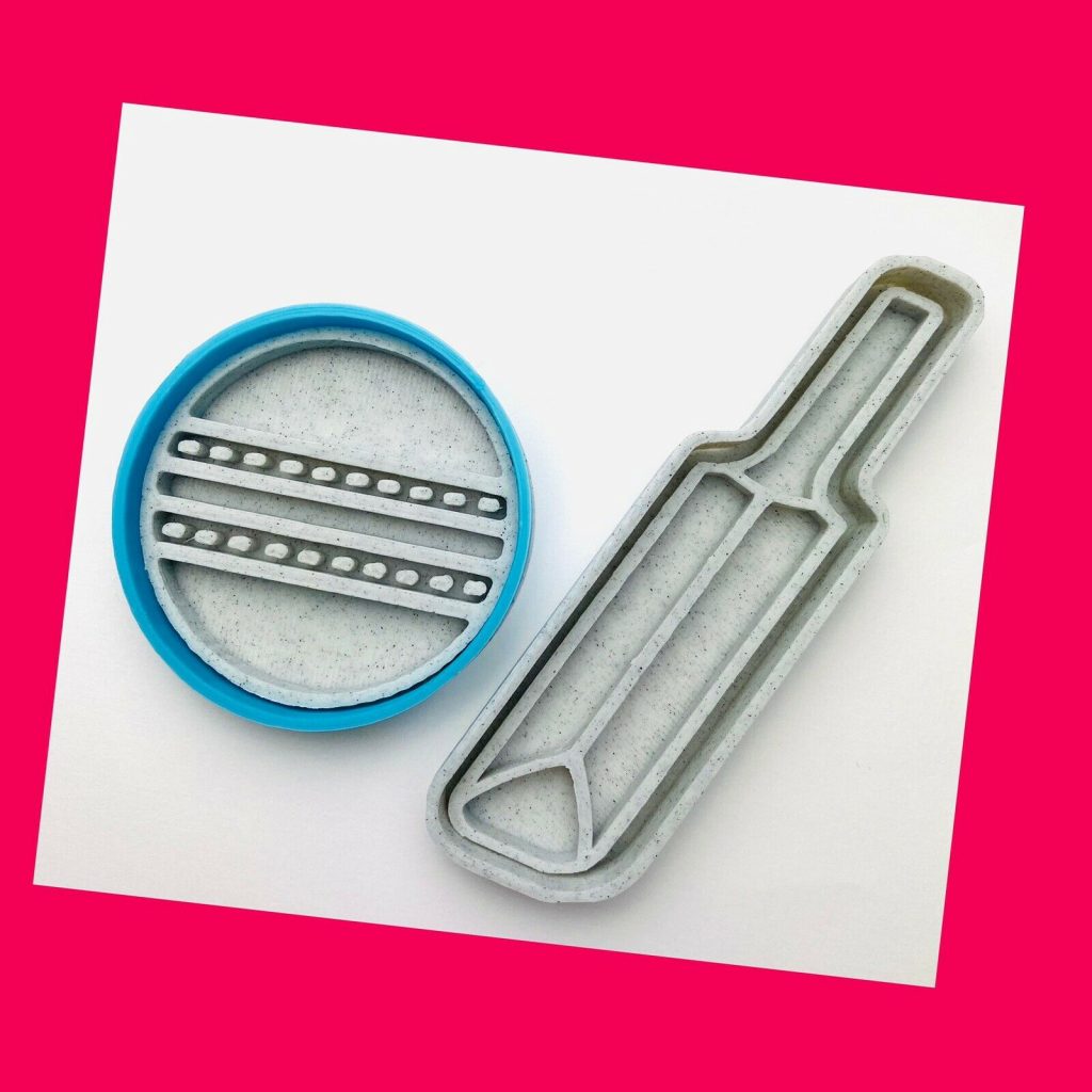 Cricket Set Bat And Ball Cookie Cutters - Everything For Cakes